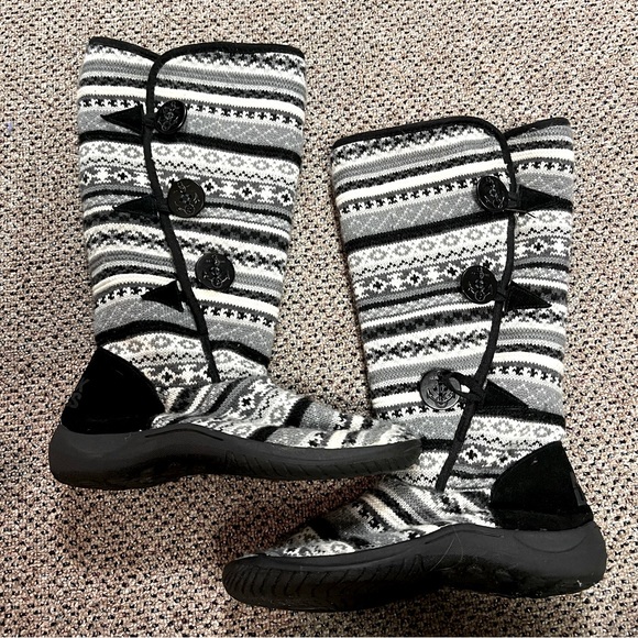 Muk Luks | Shoes | Muk Luks Sweater Boots | Poshmark